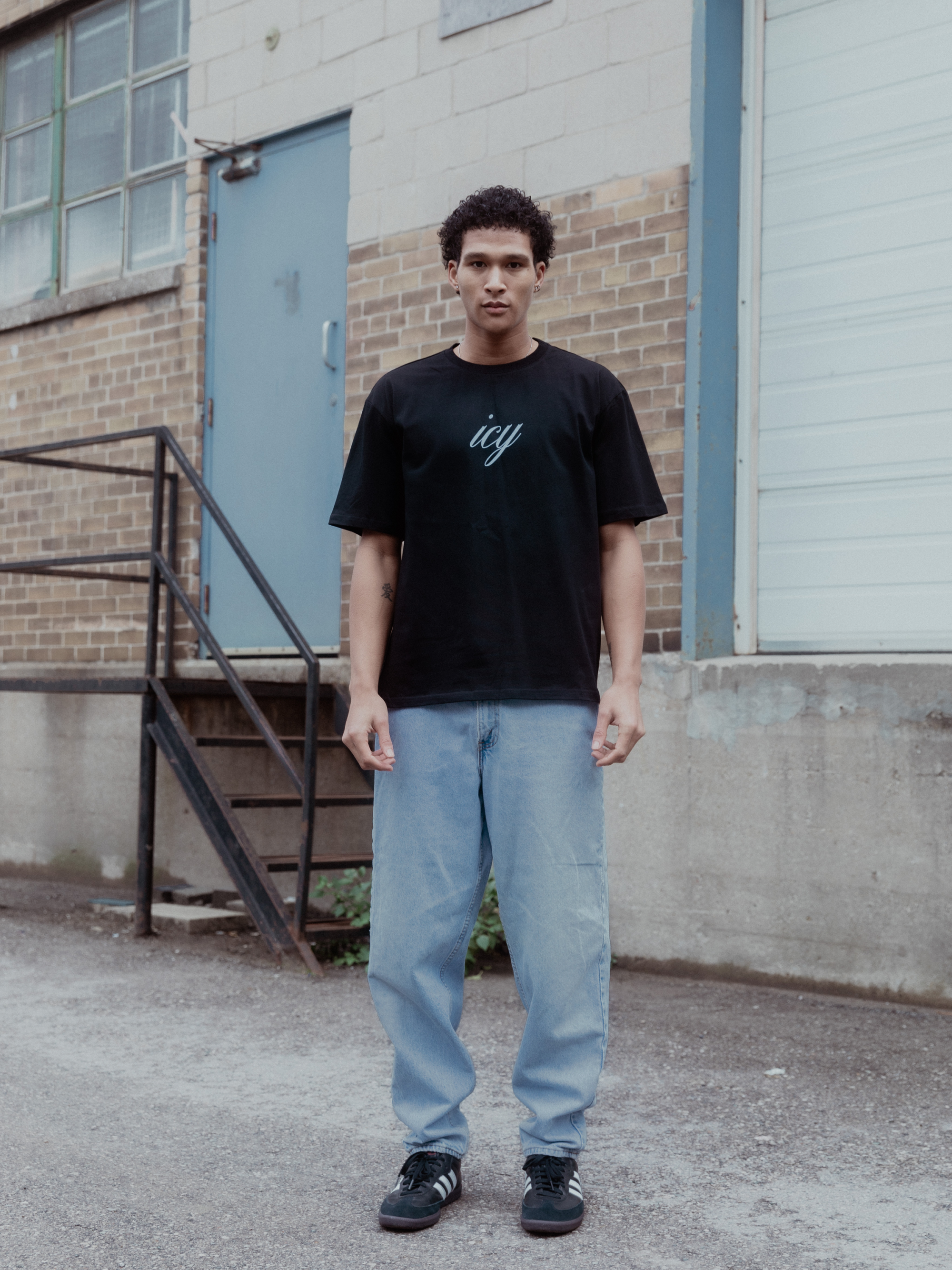 Wear Icy - Vintage and Streetwear Clothing